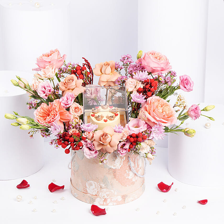 Order Flowers Arrangement With Mono Cake Online | Same-Day Delivery UAE ...