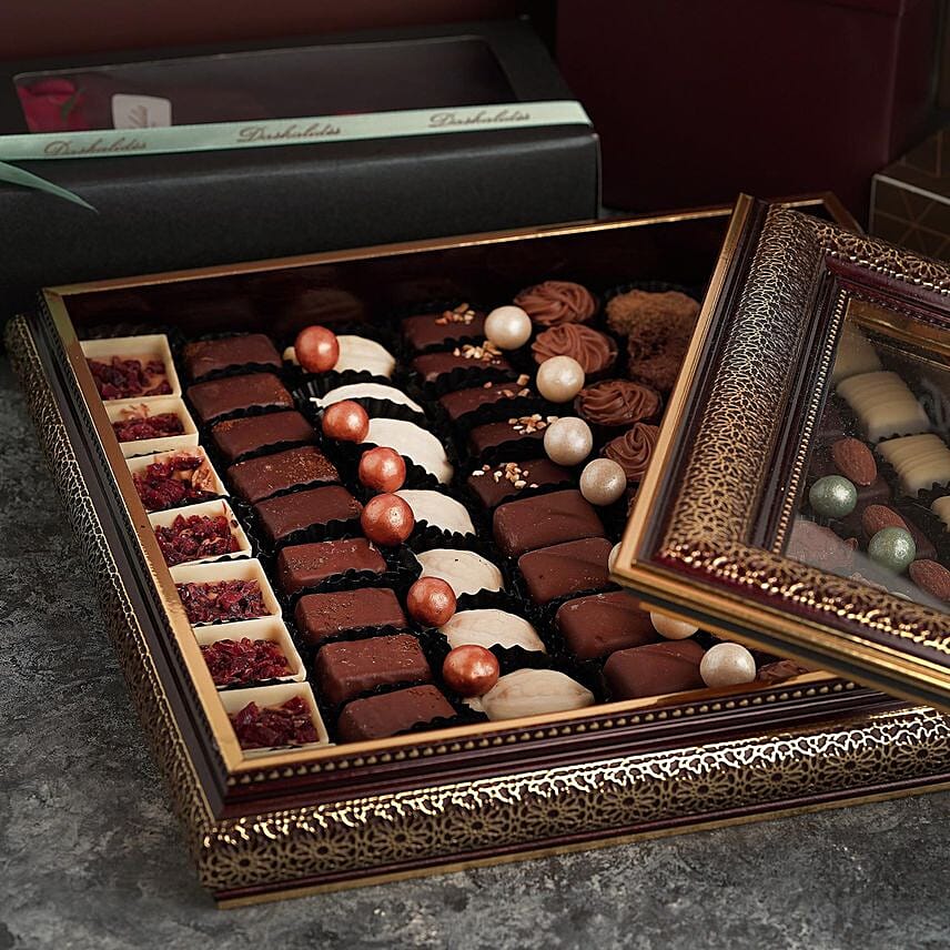 Order Lip Smacking Assorted Chocolates N Truffles 80 Pcs Online | Same ...