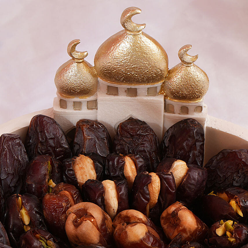 Order Royal Ramadan Dates Platter Online | Same-Day Delivery UAE - Fnp.ae