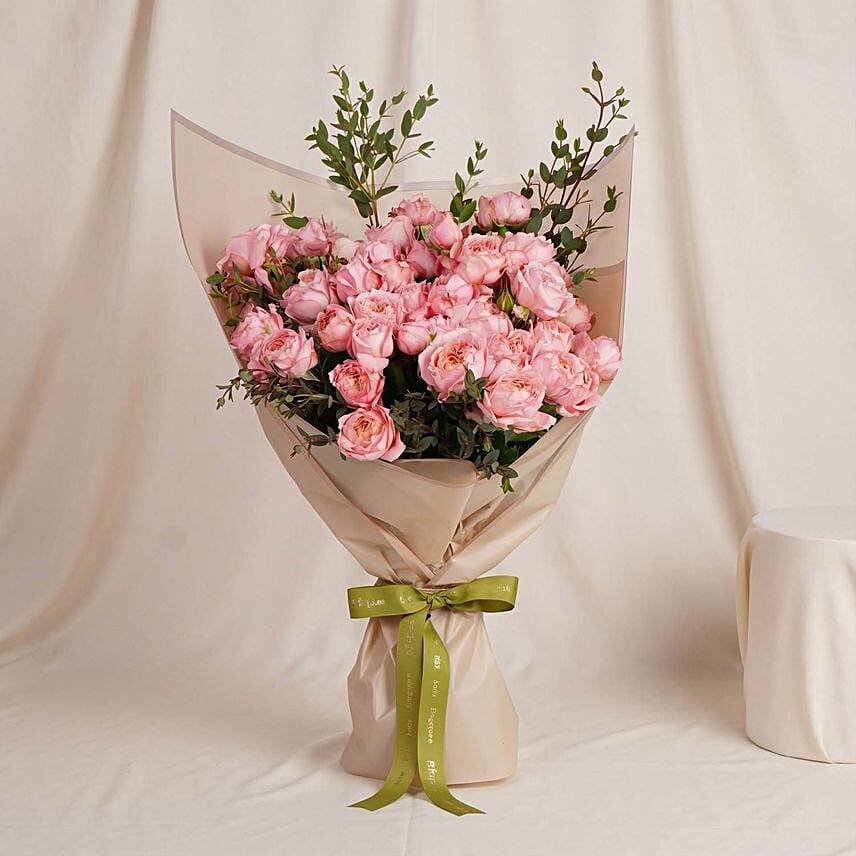Online Light Pink Juliette Rose Flower Bouquet Gift Delivery in Saudi ...