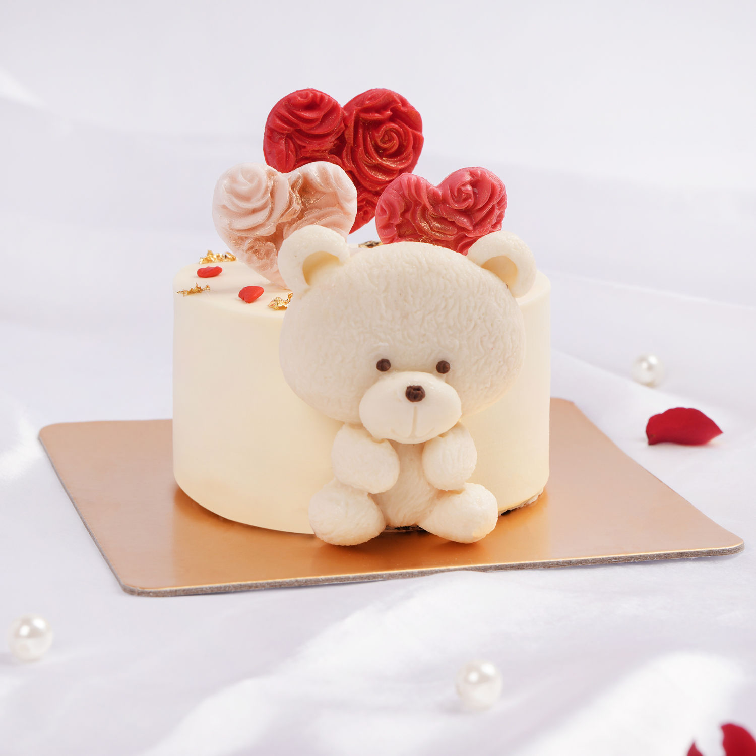 Order Cute Teddy Mono Cake Online | Same-Day Delivery UAE - Fnp.ae