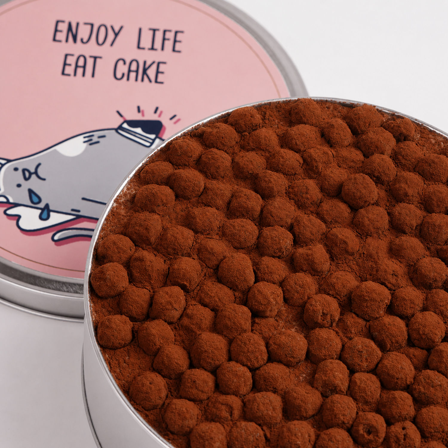 Order Sleepy Cat Cake Half Kg Online | Same-Day Delivery UAE - Fnp.ae