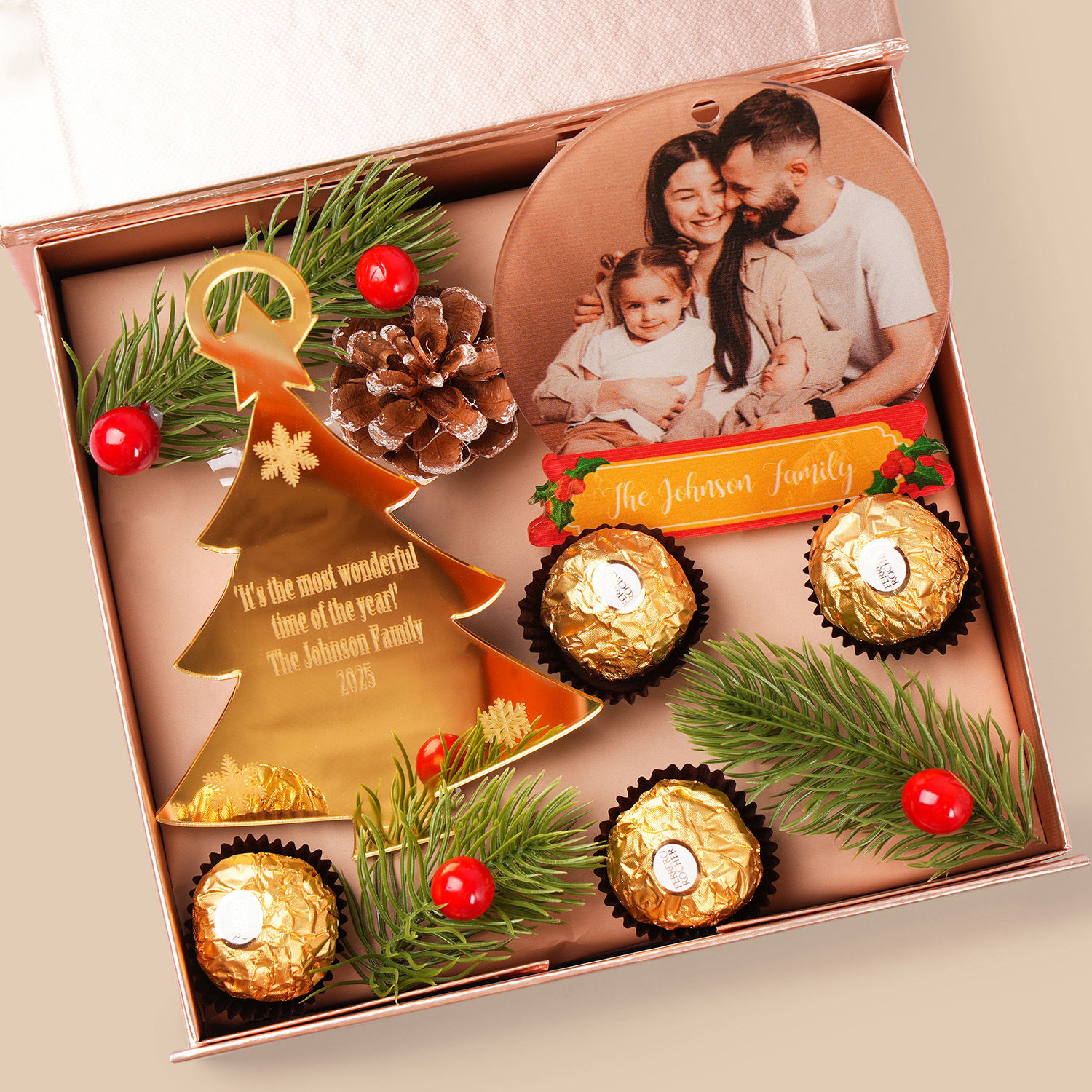 Order Personalized Holiday Love Gift Set Online | Same-Day Delivery UAE ...